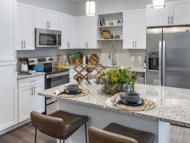 2 BR, 2 BA Apartment 5291 Post Oak Boulevard Unit 404, Wesley Chapel, FL 33544