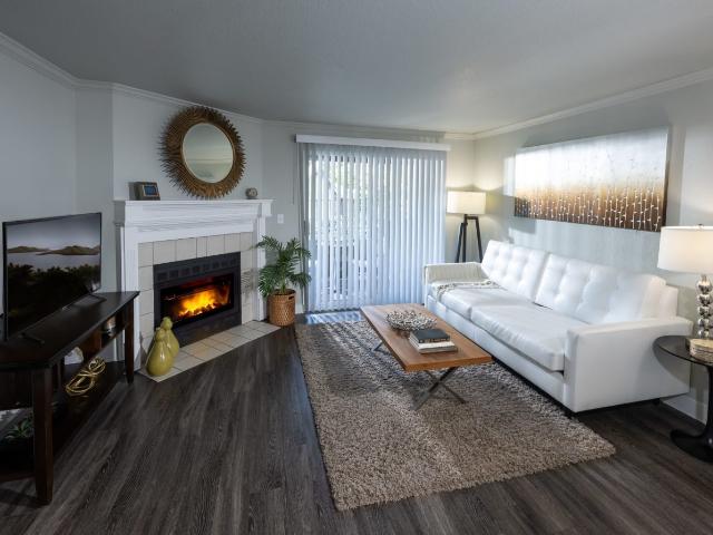 2 BR, 2 BA Apartment 5305 Lakemont Blvd SE Unit 2637, Bellevue, WA 98006