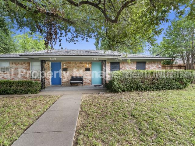 2 BR, 2 BA Apartment 5308 Norma St, Fort Worth, TX 76112