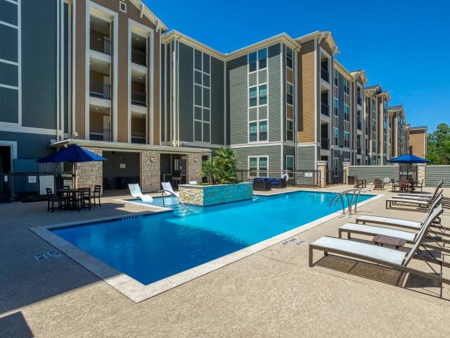 2 BR, 2 BA Apartment 5310 Milwee Street Unit 1303, Houston, TX 77092