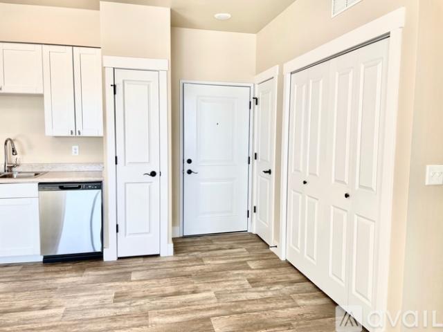 2 BR, 2 BA Apartment 5318 Elyn Lp, Unit 206, Missoula, MT 59808