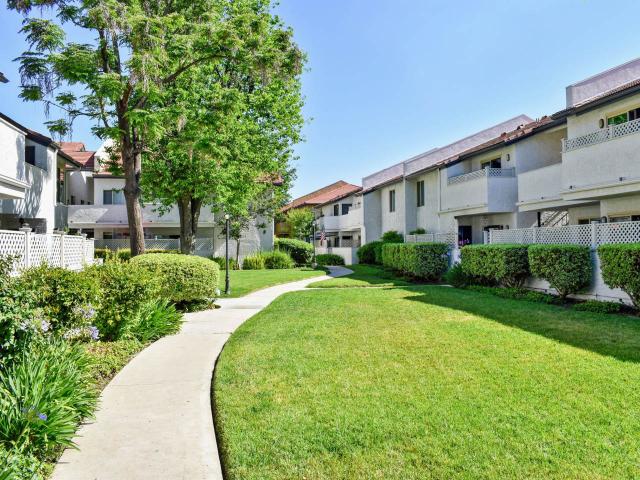2 BR, 2 BA Apartment 5333 Cochran Street Unit 25 205, Simi Valley, CA 93063