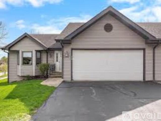 2 BR, 2 BA Apartment 5334 Dierks Dr, Unit 12, Rockford, IL 61108