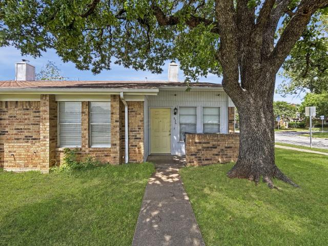 2 BR, 2 BA Apartment 536 Guerin Dr Arlington, TX 76012