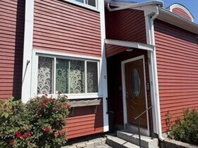 2 BR, 2 BA Apartment 5 Chase Ln, Unit 5, Lynn, MA 01902