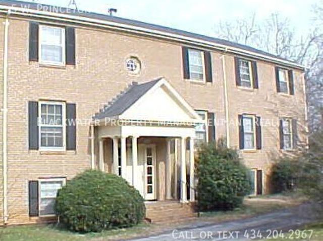 2 BR, 2 BA Apartment 5 W. Princeton Cir. Apt Lynchburg, VA 24503