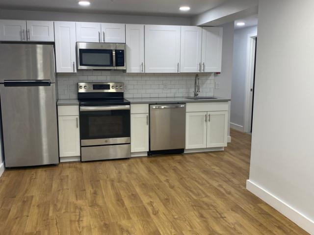 2 BR, 2 BA Apartment 6400 10 Haverford Ave, Philadelphia, PA 19151
