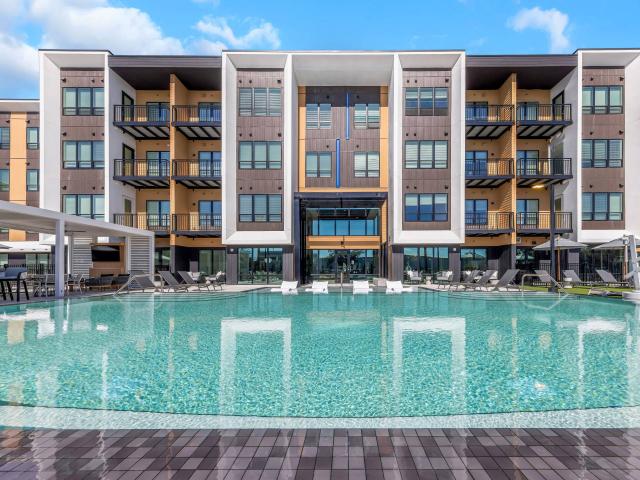 2 BR, 2 BA Apartment 6430 142nd Avenue North Unit 356, Clearwater, FL 33760
