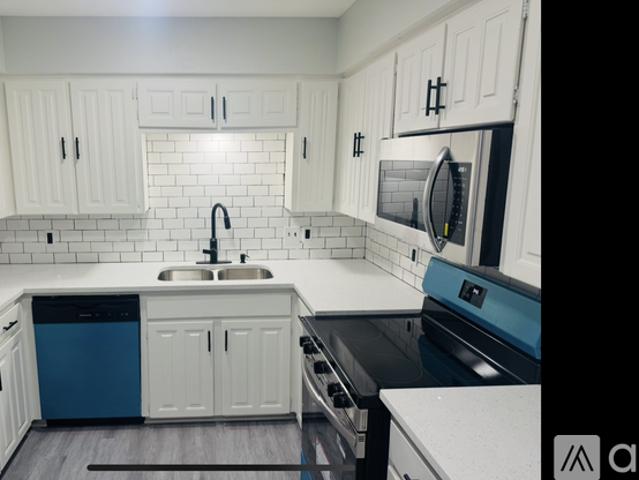 2 BR, 2 BA Apartment 6431 Bramble Dr, Unit 0, Fort Worth, TX 76133