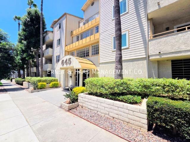 2 BR, 2 BA Apartment 645 Chestnut Ave, Long Beach, CA 90802