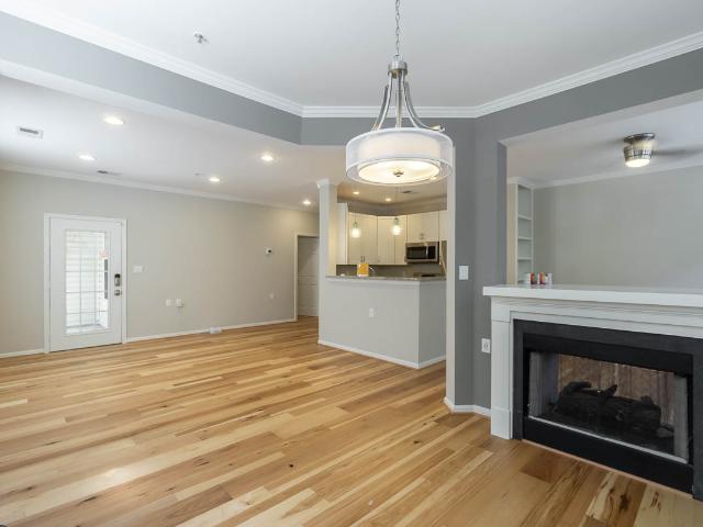 2 BR, 2 BA Apartment 6495 Tayack Pl, Alexandria, VA 22312