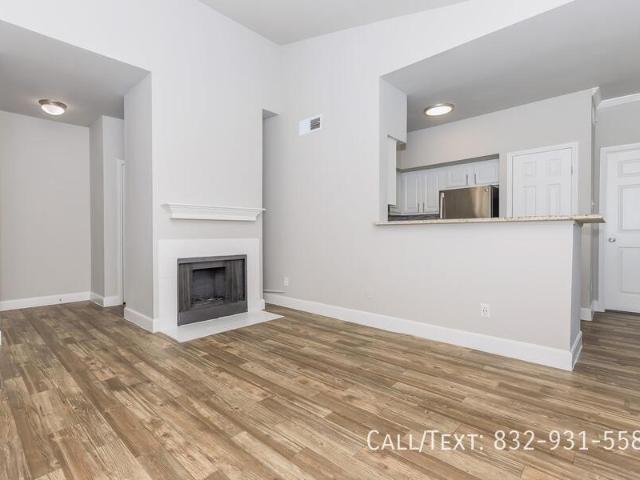 2 BR, 2 BA Apartment 6499 Guhn Rd, Houston, TX 77040