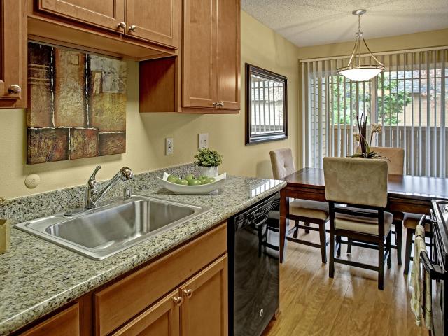 2 BR, 2 BA Apartment 6501 208th Street Southwest Unit N04, Lynnwood, WA 98036