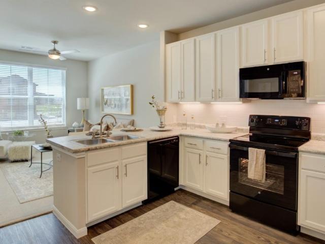 2 BR, 2 BA Apartment 651 Crossroads Parkway Unit 3310, Terrell, TX 75160