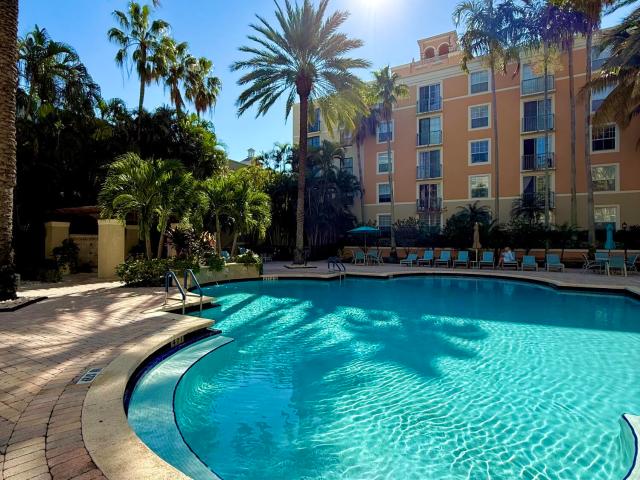 2 BR, 2 BA Apartment 651 Okeechobee Boulevard, West Palm Beach, FL 33401