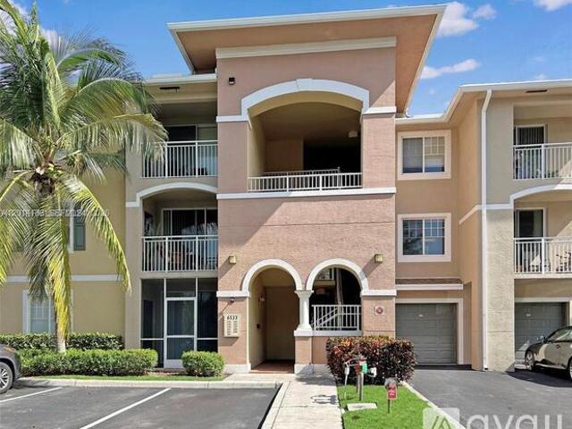 2 BR, 2 BA Apartment 6533 Emerald Dunes Dr, Unit 208, West Palm Beach, FL 33411