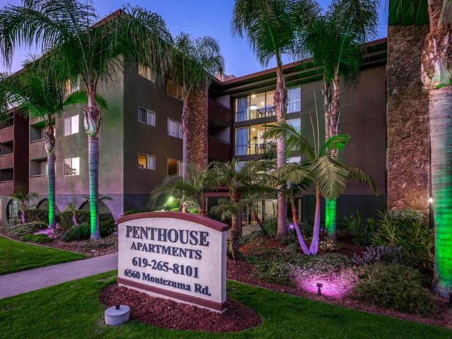2 BR, 2 BA Apartment 6560 Montezuma Rd Unit 215, San Diego, CA 92115