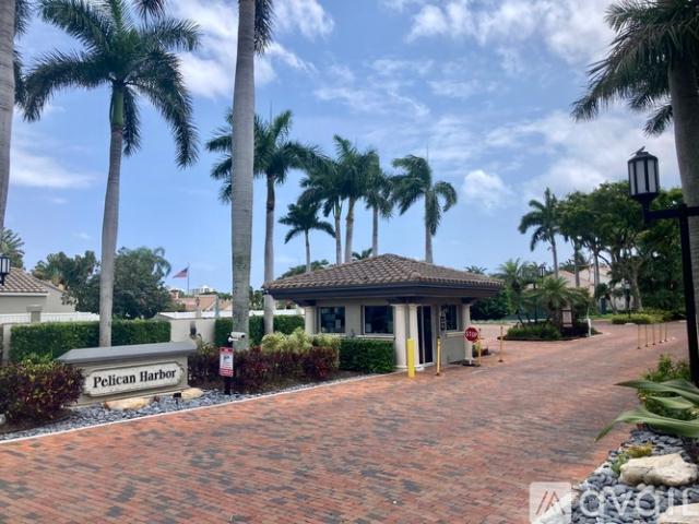 2 BR, 2 BA Apartment 65 Pelican Pointe Drive, Unit 202, Delray Beach, FL 33483