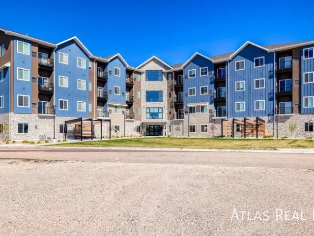 2 BR, 2 BA Apartment 6600 Faith Drive, Cheyenne, WY 82009