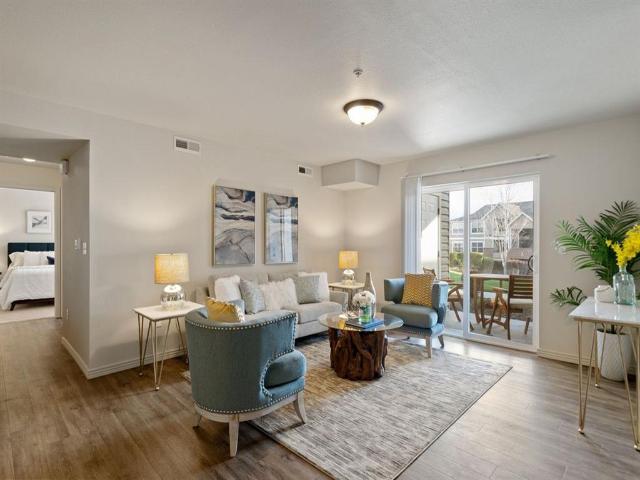 2 BR, 2 BA Apartment 6626 Chapel Hill Boulevard Unit L 301, Pasco, WA 99301