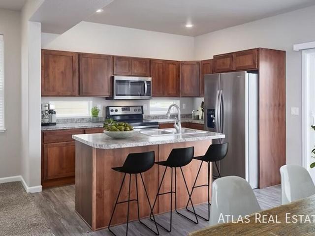 2 BR, 2 BA Apartment 6714 Faith Drive, Cheyenne, WY 82009