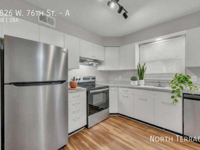 2 BR, 2 BA Apartment 6826 W. 76th St Overland Park, KS 66204