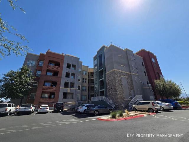 2 BR, 2 BA Apartment 68 Serene Ave, Las Vegas, NV 89123