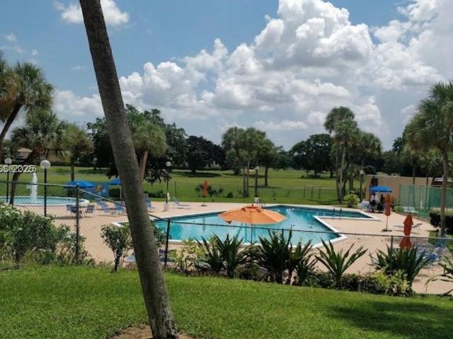 2 BR, 2 BA Apartment 6921 Environ Boulevard, Lauderhill, FL 33319