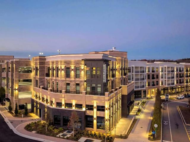 2 BR, 2 BA Apartment 6000 Summit Place Unit 6329, Alpharetta, GA 30009