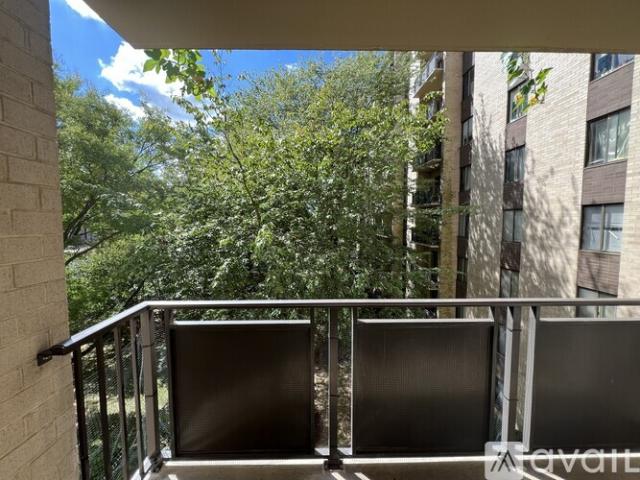 2 BR, 2 BA Apartment 6001 Arlington Blvd, Unit 305, Falls Church, VA 22044