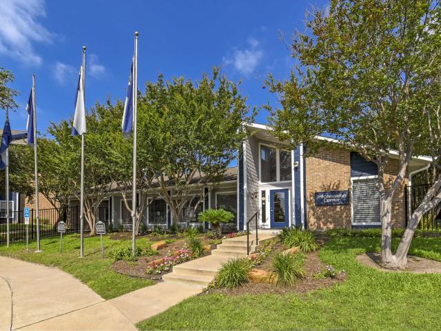 2 BR, 2 BA Apartment 600 Barwood Park Unit 2134, Austin, TX 78753