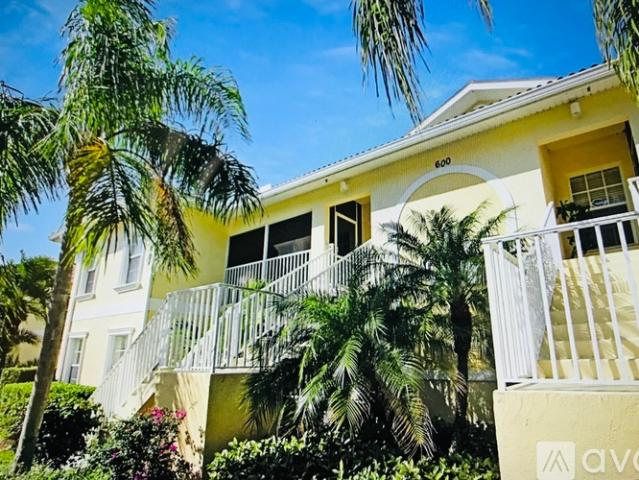 2 BR, 2 BA Apartment 600 Mirabella Circle, Unit unit 201, Venice, FL 34292