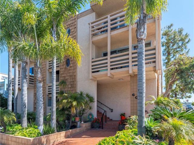 2 BR, 2 BA Apartment 600 Monterey Boulevard, Hermosa Beach, CA 90254