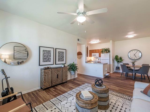 2 BR, 2 BA Apartment 6033 Garth Road Unit 10204, Baytown, TX 77521