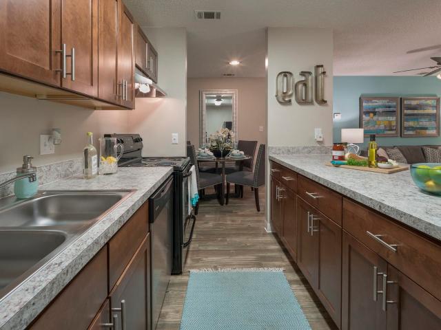 2 BR, 2 BA Apartment 604 Laurel Cove Ct Unit 05 111, Orlando, FL 32825
