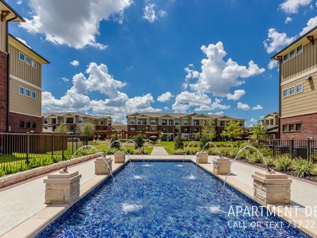 2 BR, 2 BA Apartment 6074 Farm to Market 2920Â, Spring, TX 77379