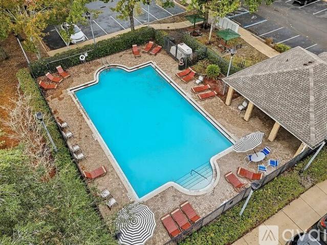 2 BR, 2 BA Apartment 6075 Maggies Cir, Unit 103, Jacksonville, FL 32244