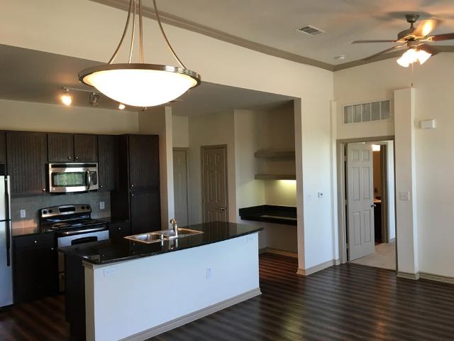 2 BR, 2 BA Apartment 6100 Browning Drive Unit 03 03102, North Richland Hills, TX 76180