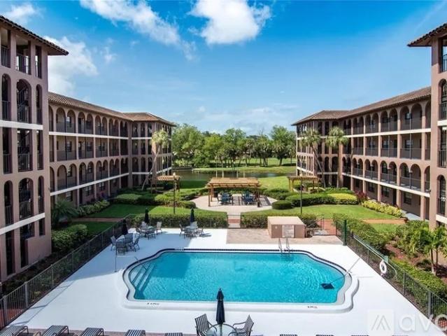 2 BR, 2 BA Apartment 6100 Gulfport Blvd S, Unit 317, Gulfport, FL 33707