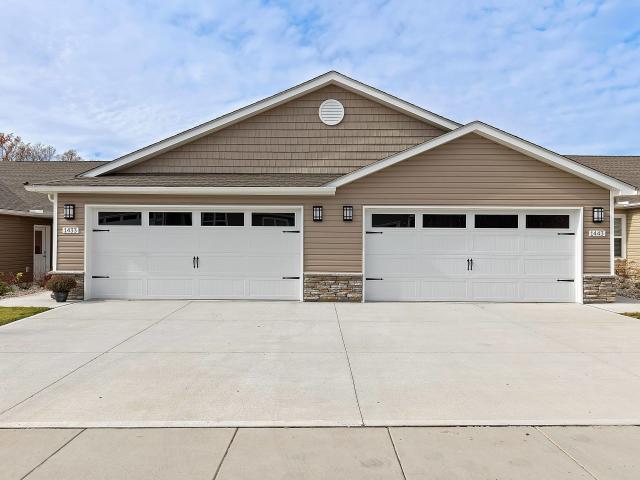 2 BR, 2 BA Apartment 6102 Vermillion Cedar Way Unit 6322A, Concord, NC 28027