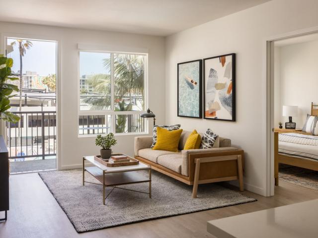 2 BR, 2 BA Apartment 610 Del Sol Dr Unit 0438, San Diego, CA 92108