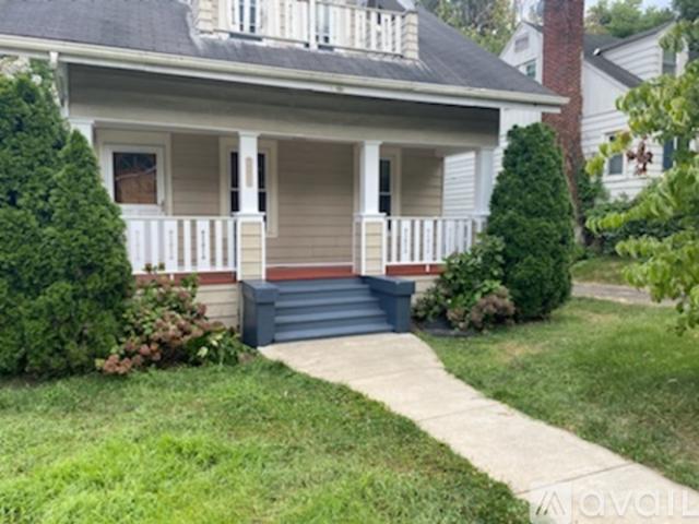 2 BR, 2 BA Apartment 6113 Arbor St, Cheverly, MD 20785