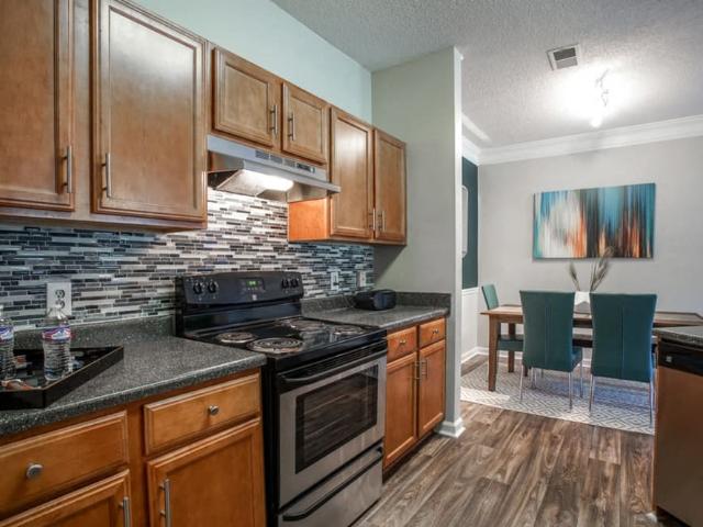 2 BR, 2 BA Apartment 6114 Riverdale Road Unit 8308, Atlanta, GA 30349