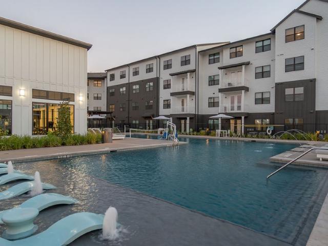 2 BR, 2 BA Apartment 6118 FM 969, Austin, TX 78724