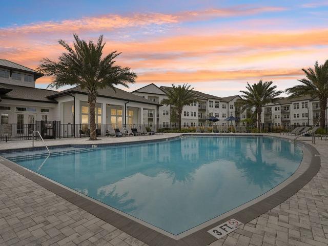 2 BR, 2 BA Apartment 6120 Burnett Street Unit 109, Lakeland, FL 33809
