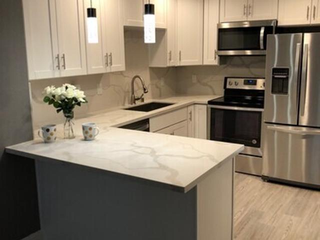 2 BR, 2 BA Apartment 6131 Beech Avenue, Orangevale, CA 95662