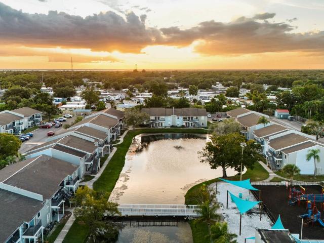 2 BR, 2 BA Apartment 6158 Beacon Isles Drive Unit 2 2 203, Tampa, FL 33615