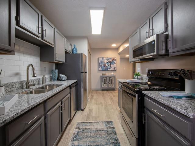 2 BR, 2 BA Apartment 6200 Rime Village Drive NW Unit 38 202, Huntsville, AL 35806