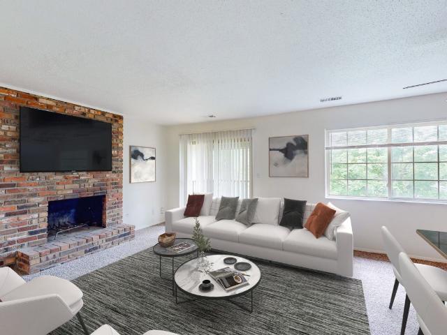 2 BR, 2 BA Apartment 6200 W 51st St Unit 62204, Mission, KS 66202