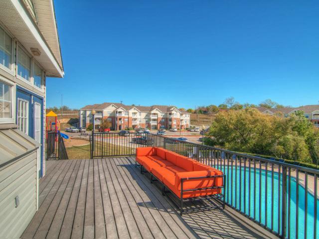 2 BR, 2 BA Apartment 6225 Shady Oaks Manor Drive Unit 11 1124, Fort Worth, TX 76135